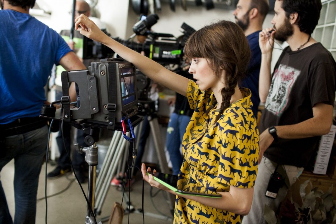 Universal comienza a contratar más directoras de cine - ExpokNews