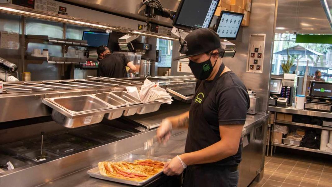 10 formas de mejorar el clima laboral: Caso Shake Shack